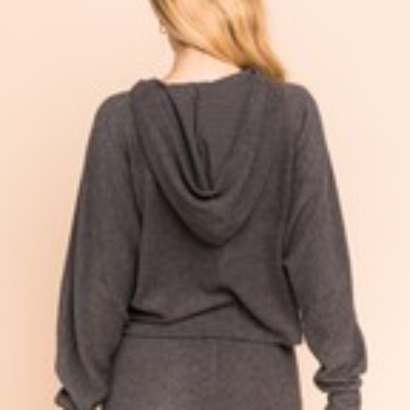 Gilli clothing | Sweaters | Boxy Hooded Brushed Knit Top | Poshmark